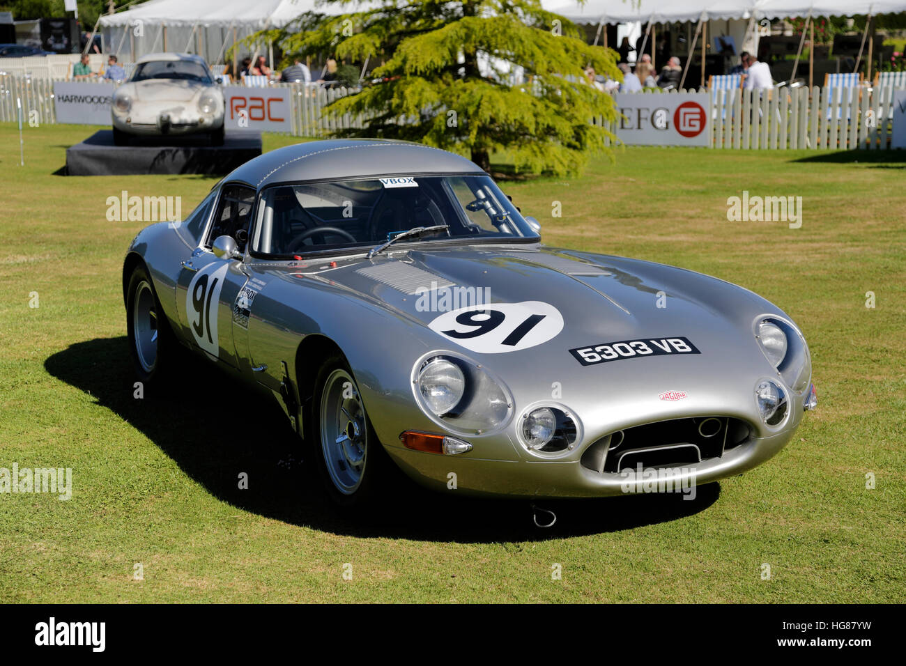 Jaguar e type lightweight hi-res stock photography and images - Alamy