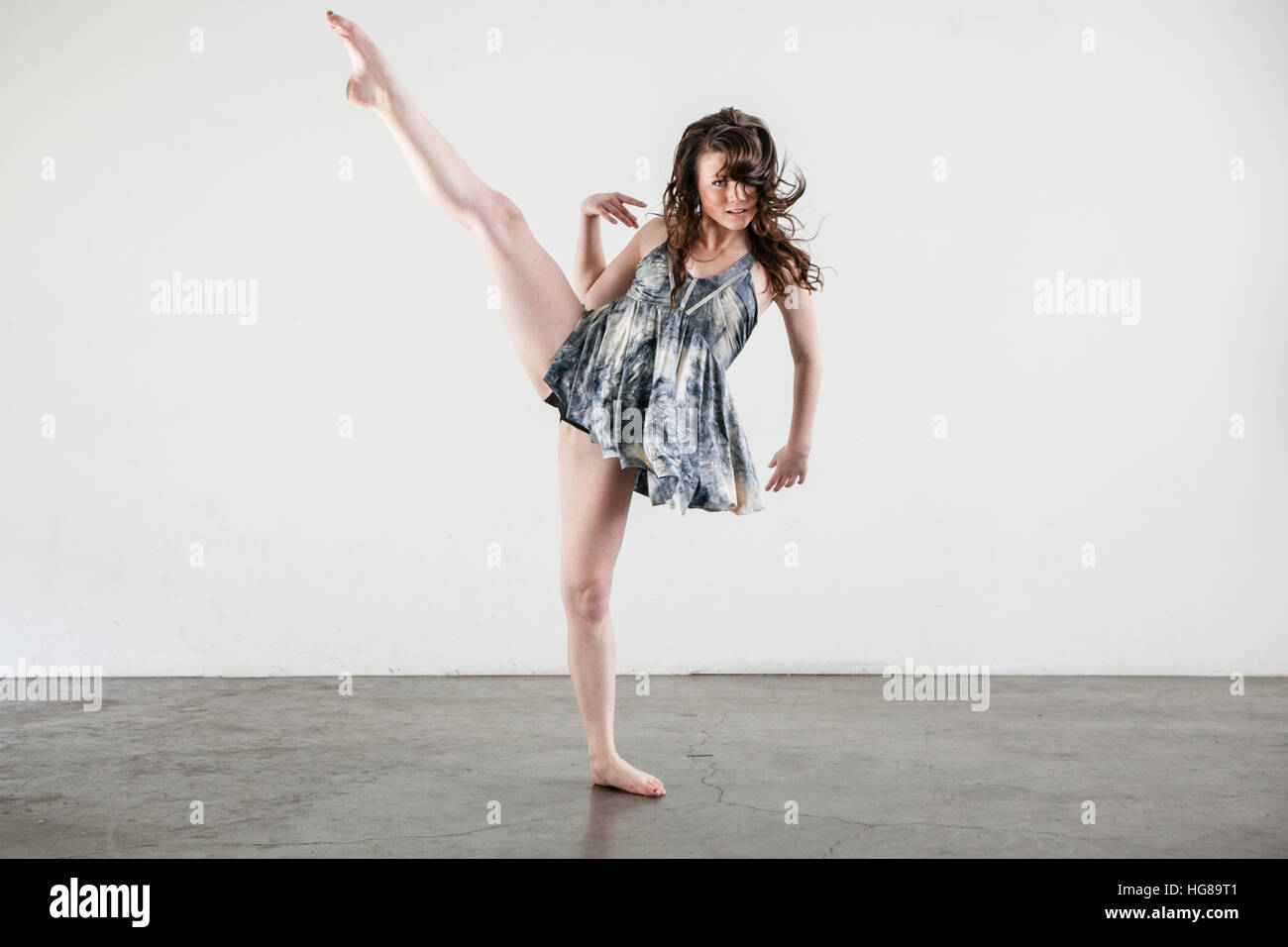 Dancing High Kick Stock Photos & Dancing High Kick Stock Images - Alamy