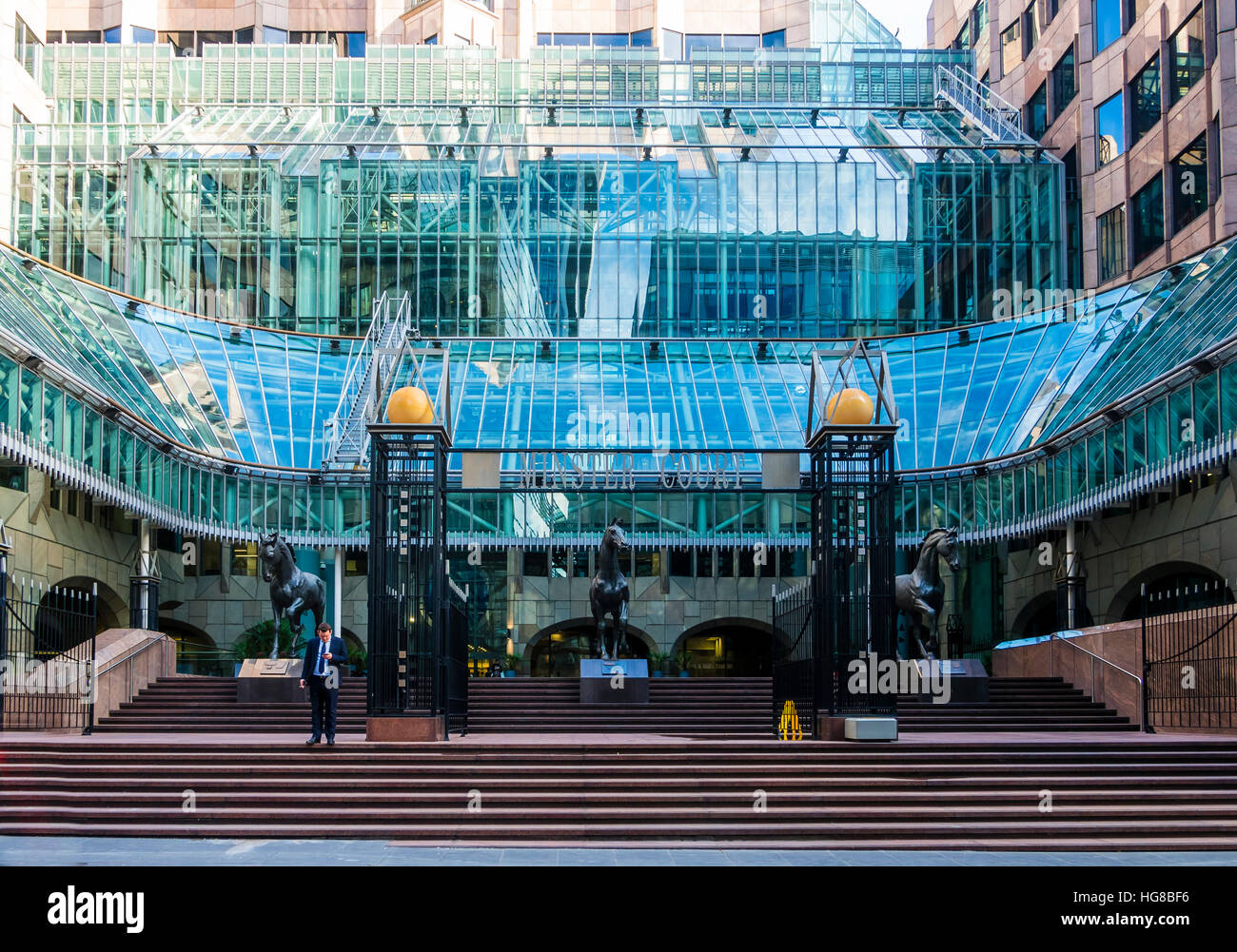 Financial District, Minster Court, London, England, United Kingdom ...
