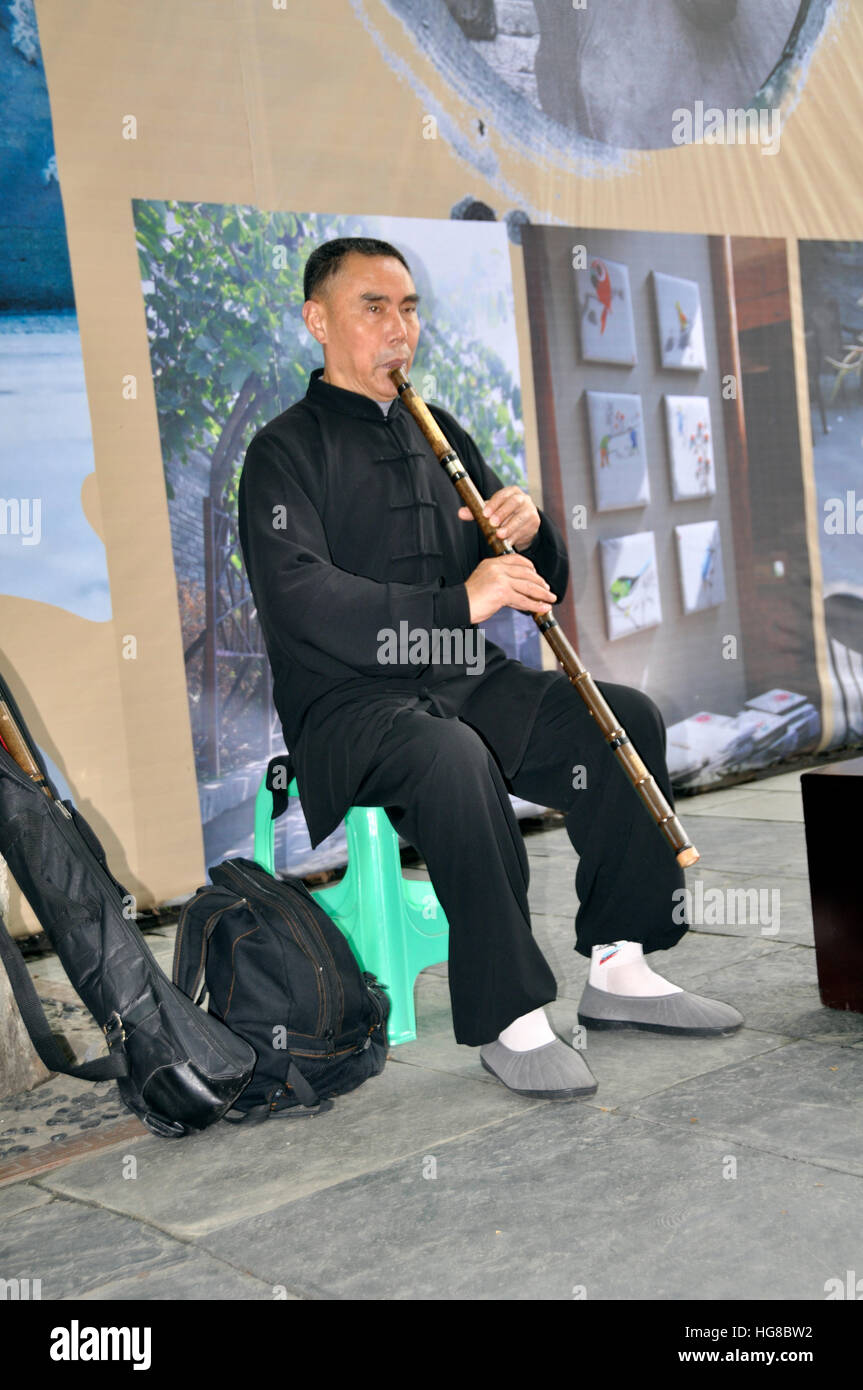 Flute man hi-res stock photography and images - Alamy