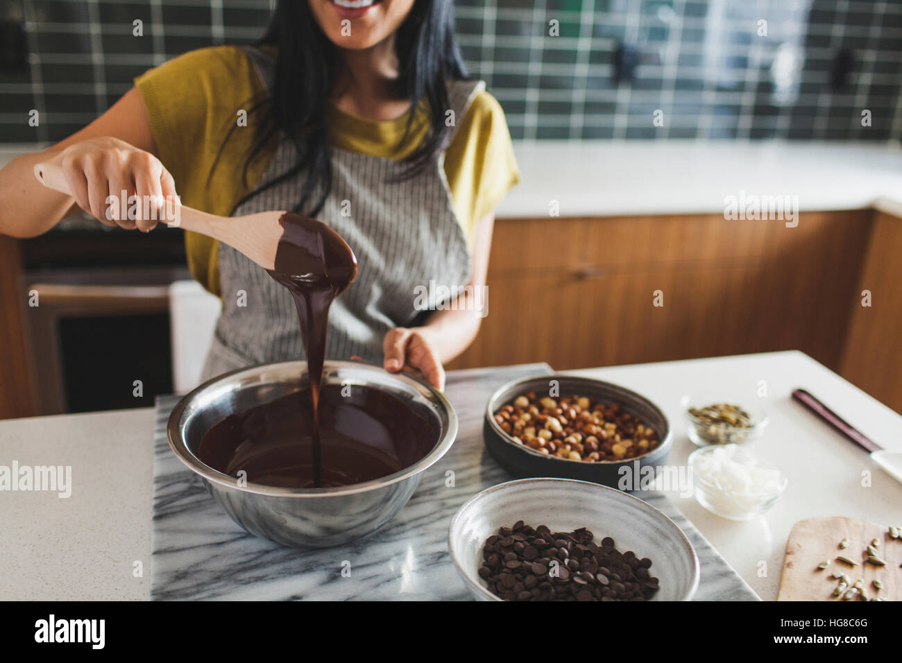 Making chocolate hi-res stock photography and images - Alamy
