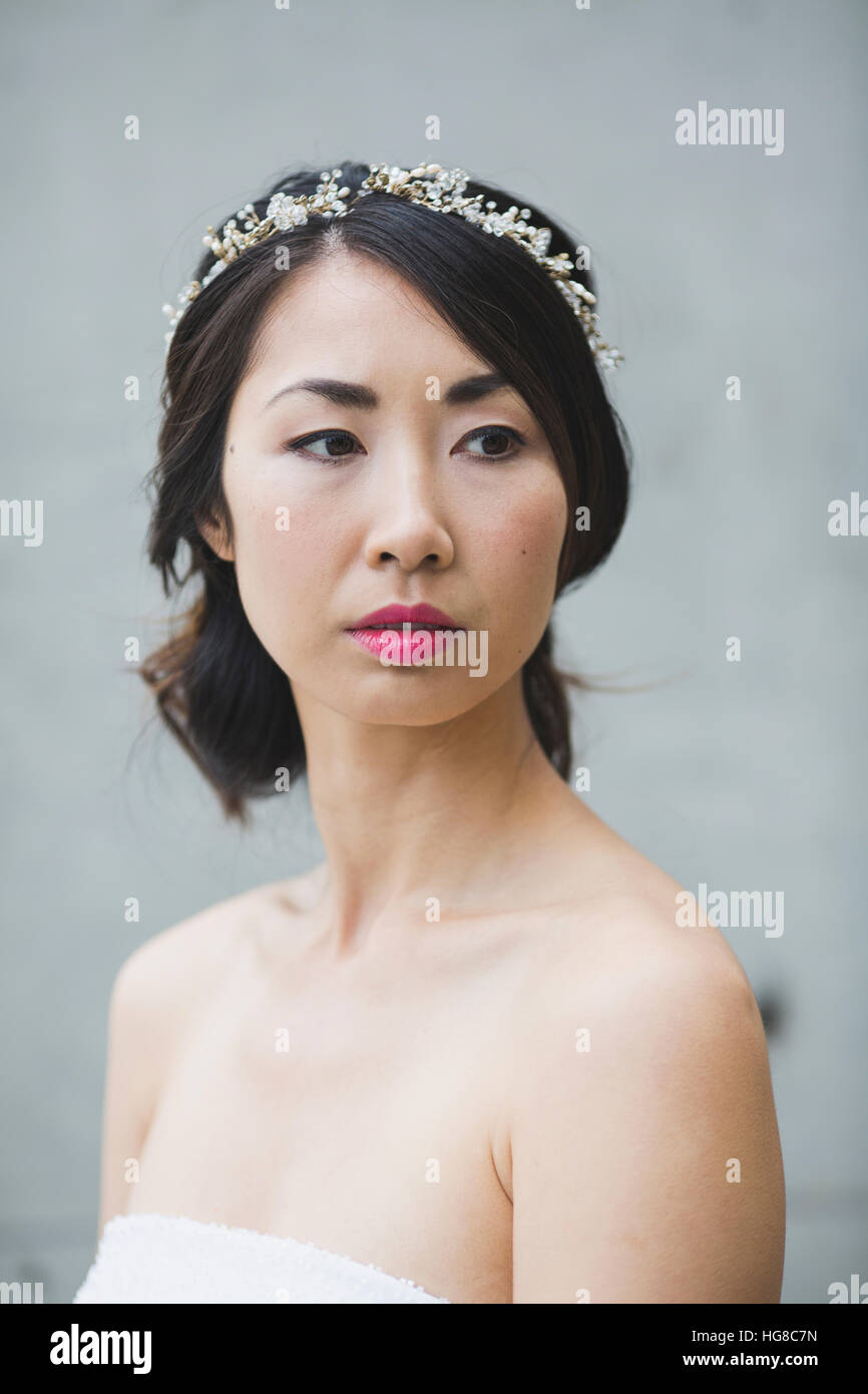 Woman wearing tiara hi-res stock photography and images - Alamy
