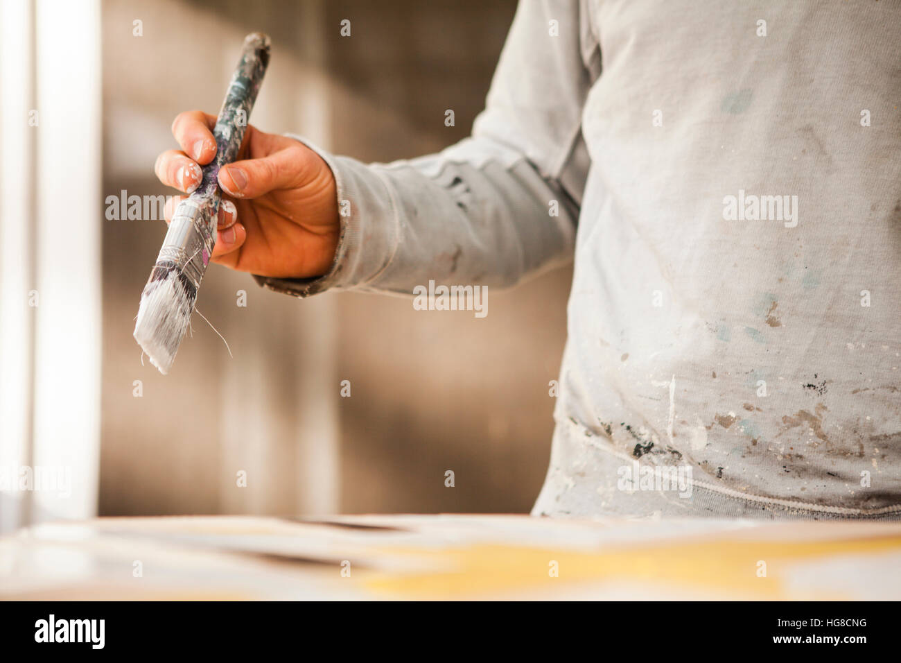 Applying paint hi-res stock photography and images - Alamy