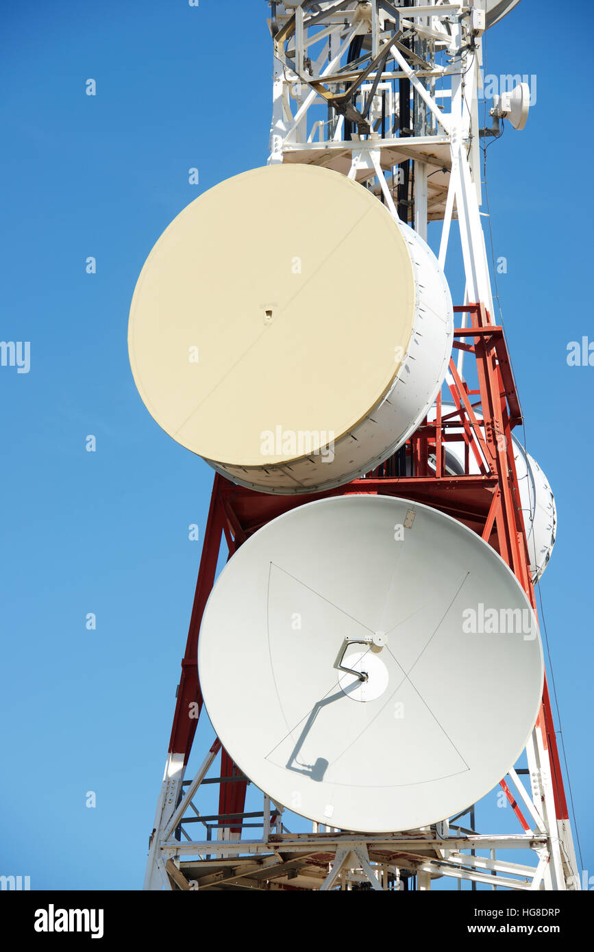 Communication circle hi-res stock photography and images - Alamy