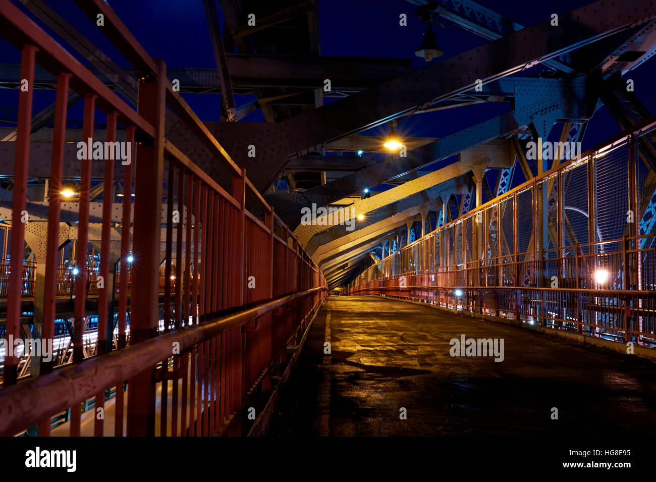 City beam hi-res stock photography and images - Alamy