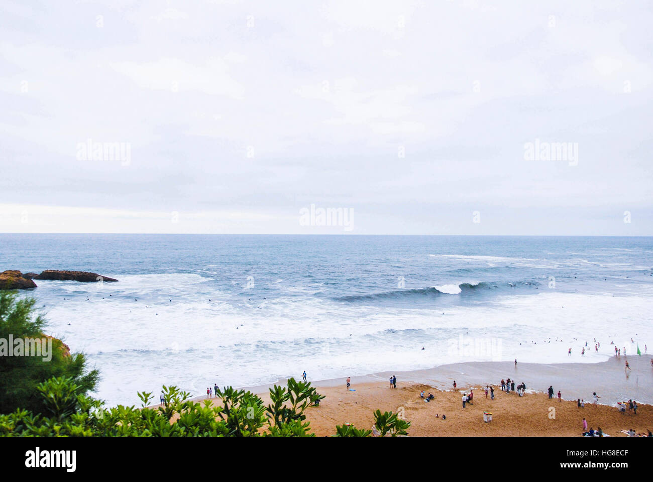 Tourist enjoying on beach hi-res stock photography and images - Alamy