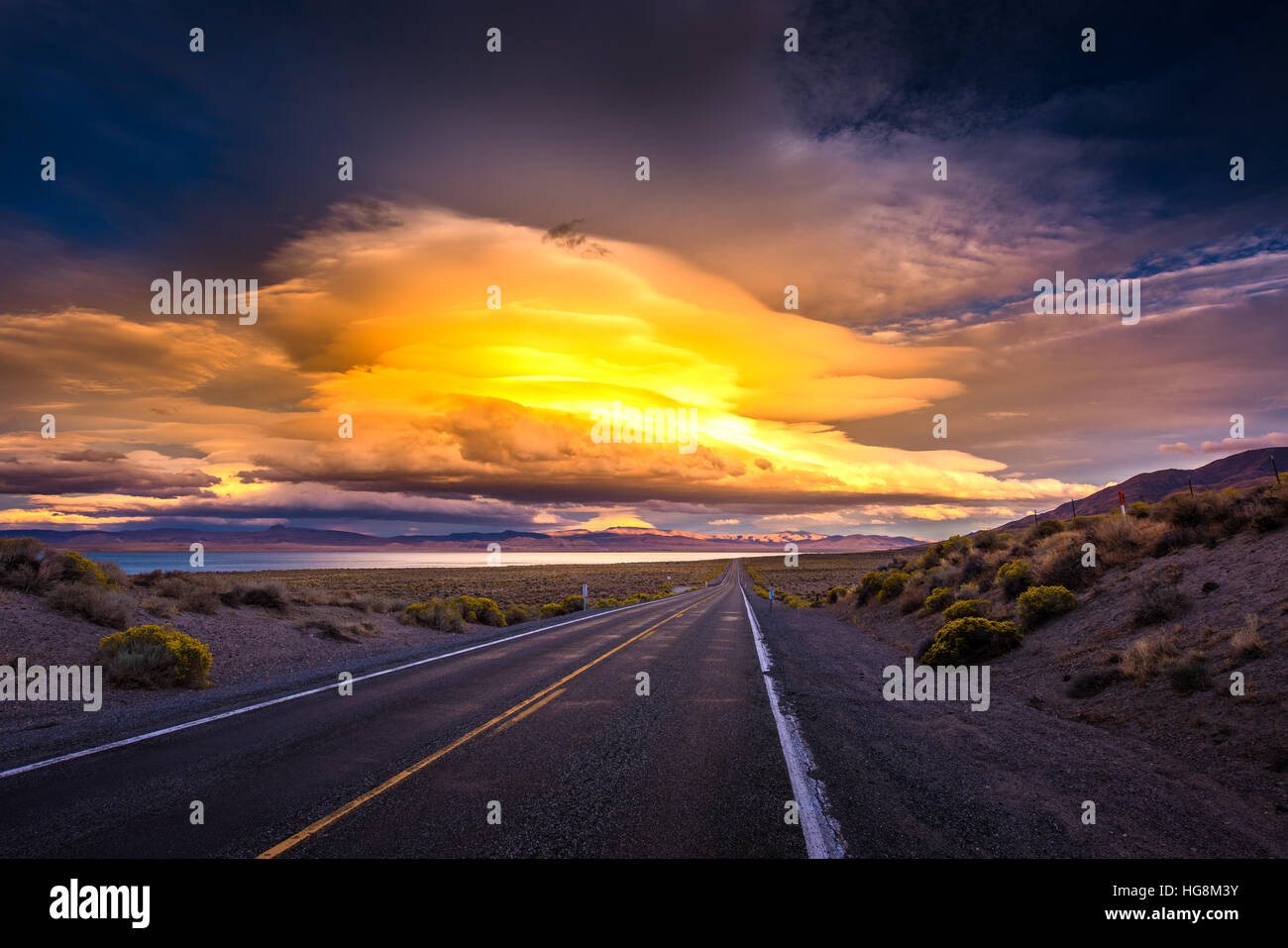 Pyramid road hi-res stock photography and images - Alamy