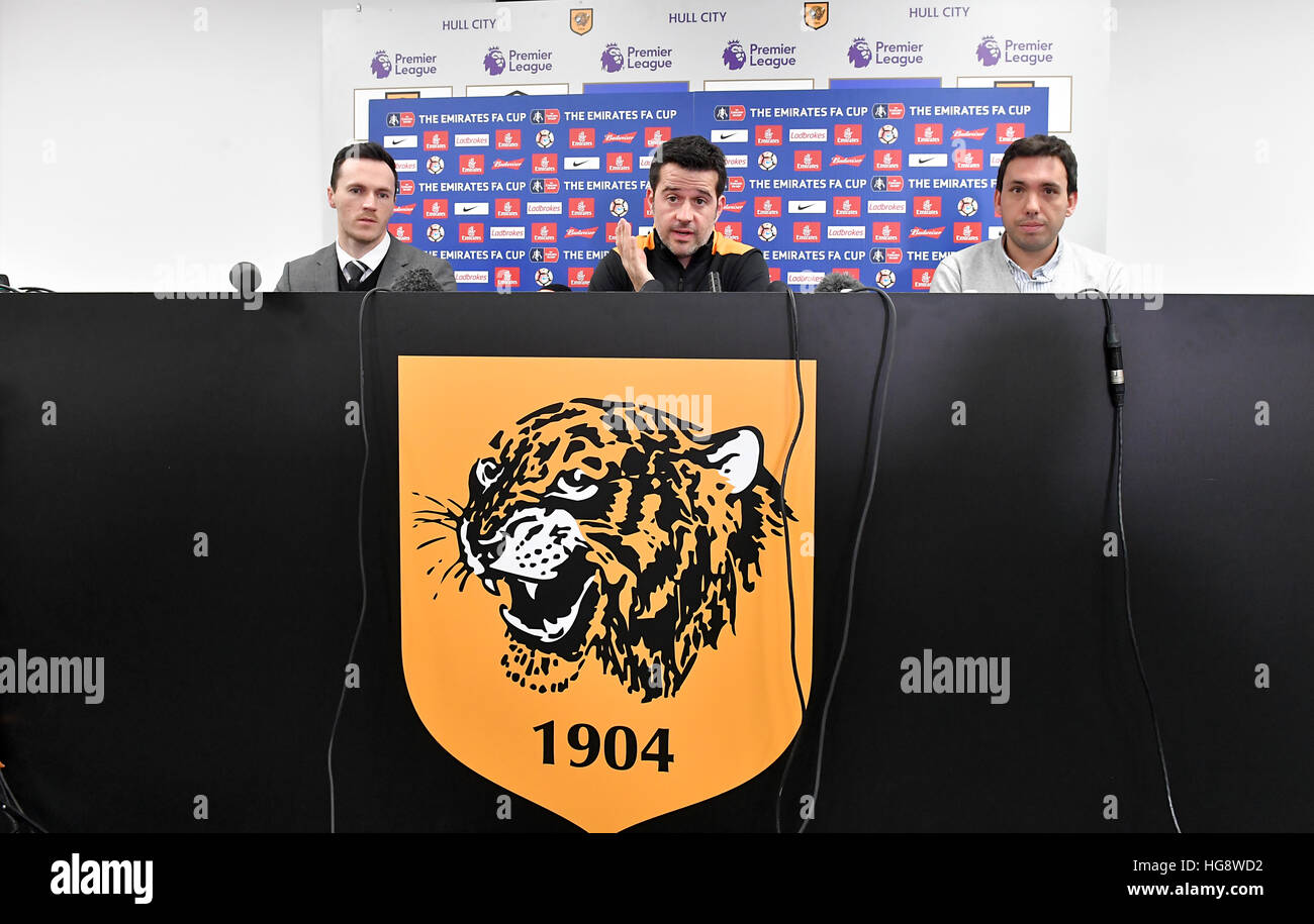 New Hull City manager Marco Silva (centre) during the press conference ...