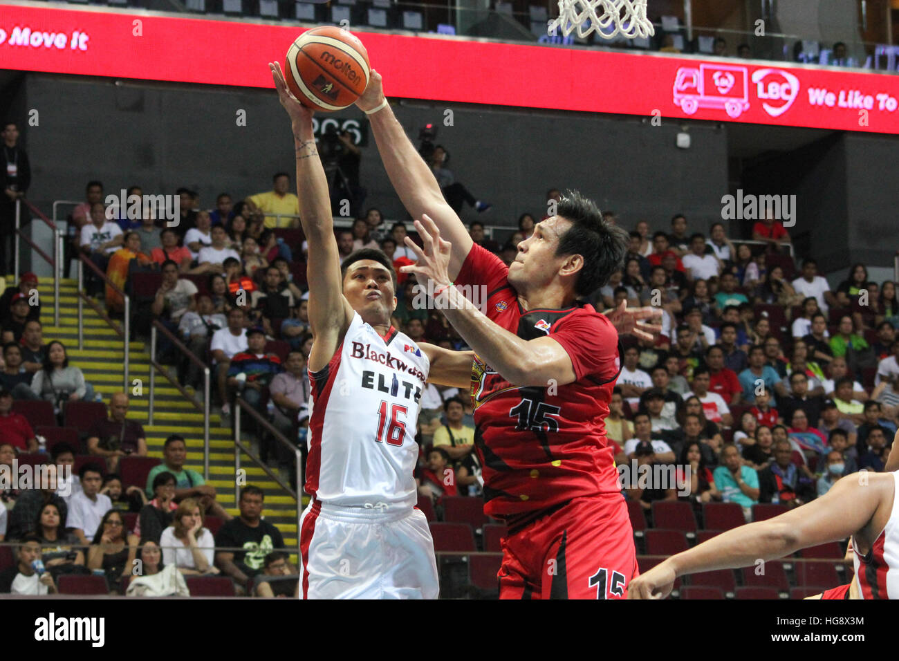 Pasay City, Philippines. 06th Jan, 2017. Junemar Fajardo of San Miguel ...