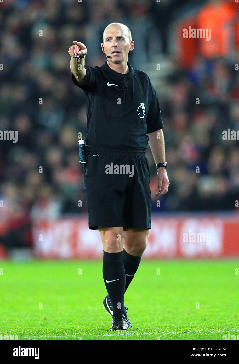 Referee Jon Moss Stock Photo - Alamy