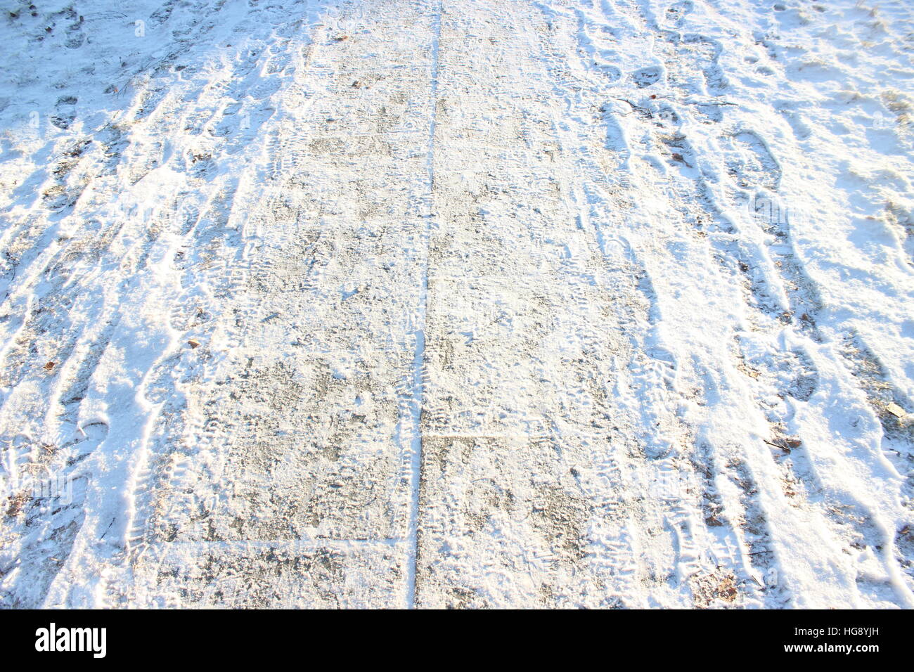 snow on a pathway Stock Photo - Alamy