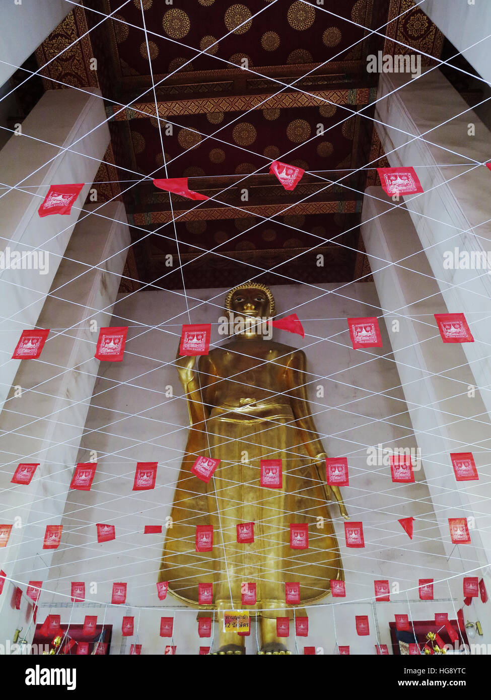 Standing Buddha statue in stopping the war posture at Wat Saket Stock ...