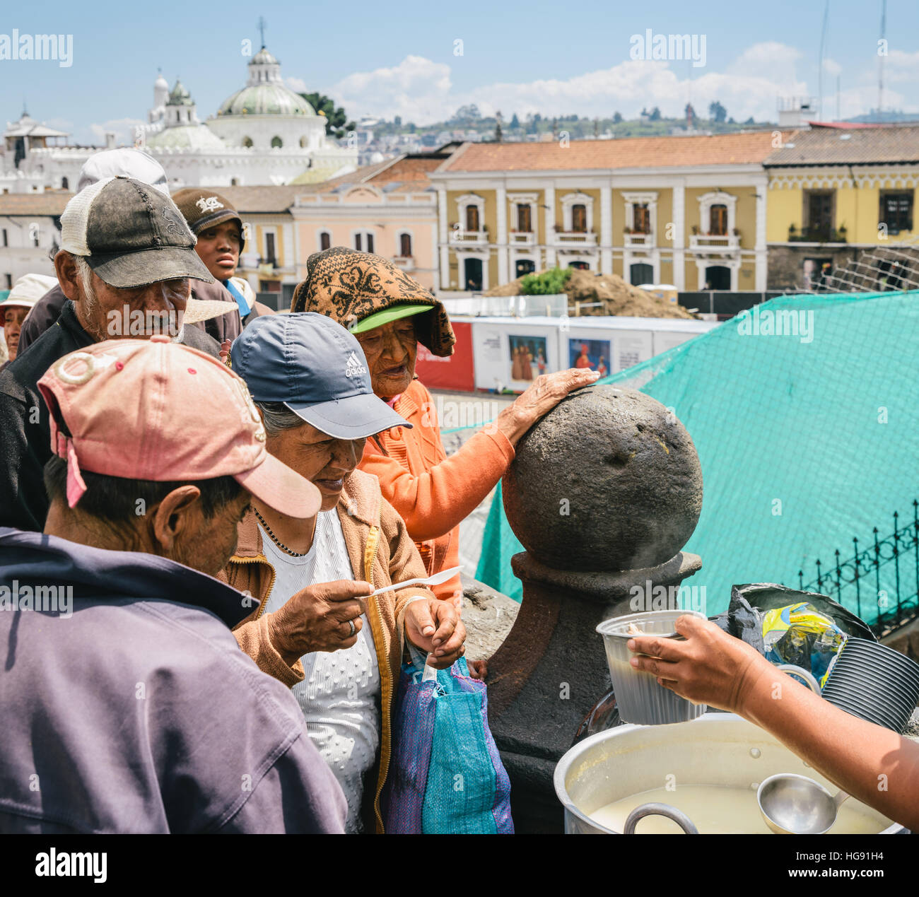 Ecuador people costume hi-res stock photography and images - Alamy