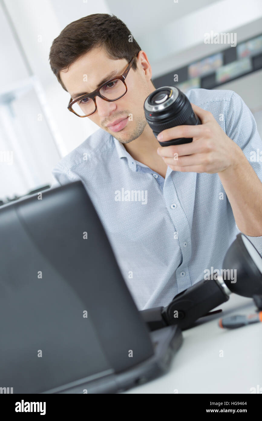 broken camera lens Stock Photo - Alamy