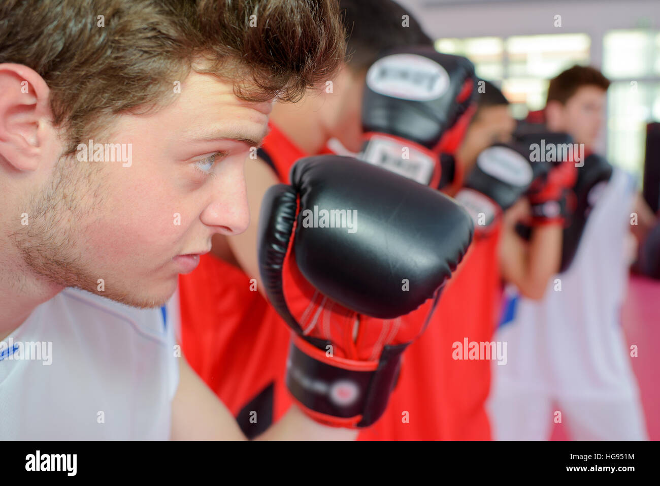 Boxing group gym hi-res stock photography and images - Alamy