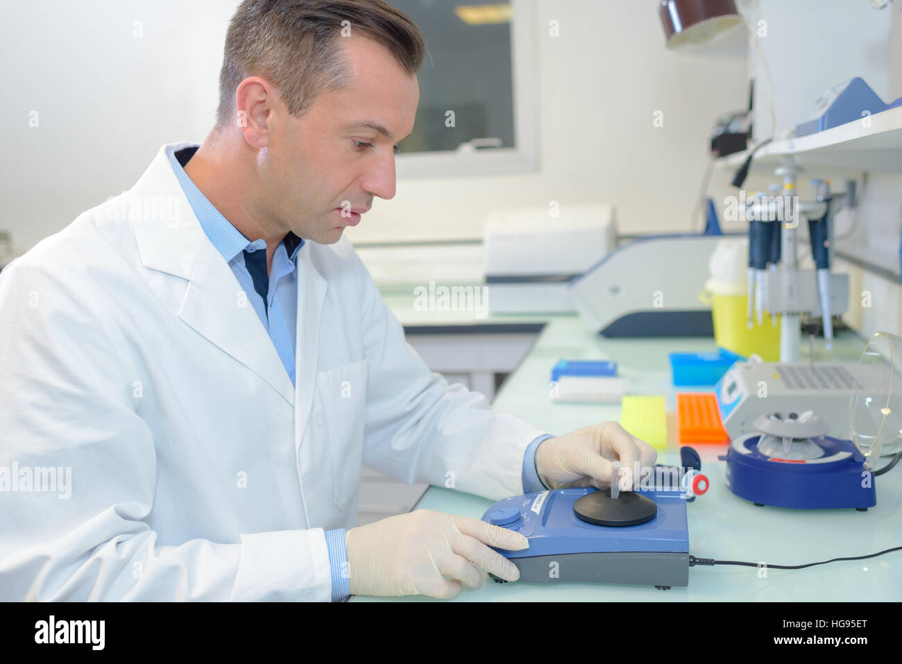 Laboratory aparatus hi-res stock photography and images - Alamy