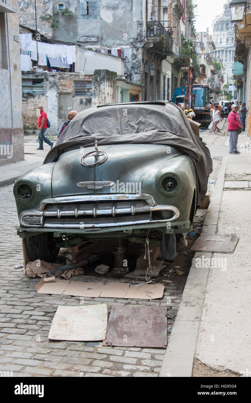 Neglected American Car, Havana, Cuba Stock Photo - Alamy
