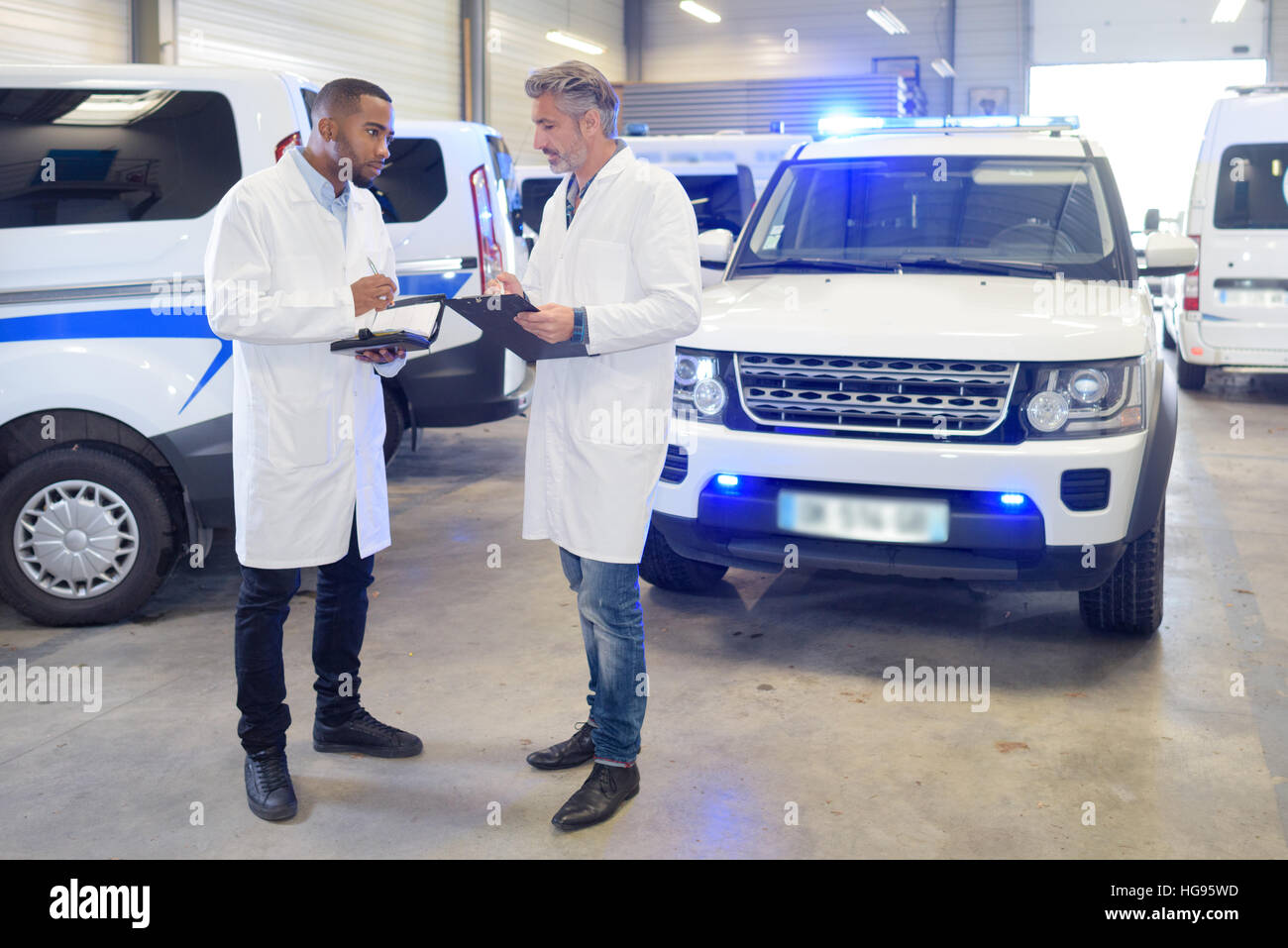 Ambulance garage hi-res stock photography and images - Alamy