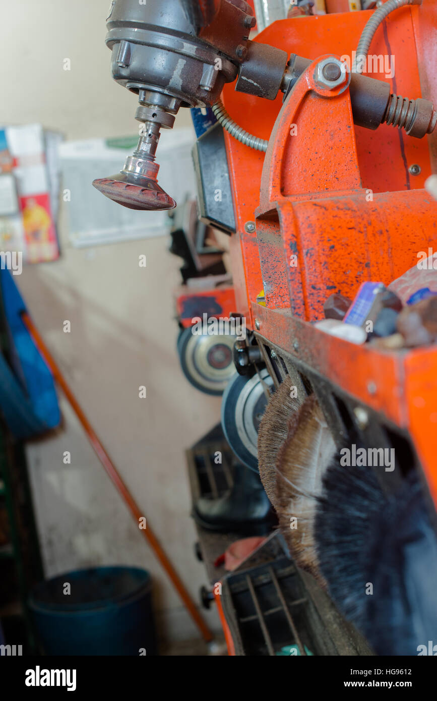 Shoemaker tool hi-res stock photography and images - Alamy