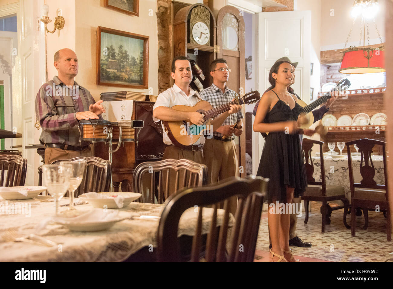 Restaurant Band, Trinidad, Cuba Stock Photo - Alamy