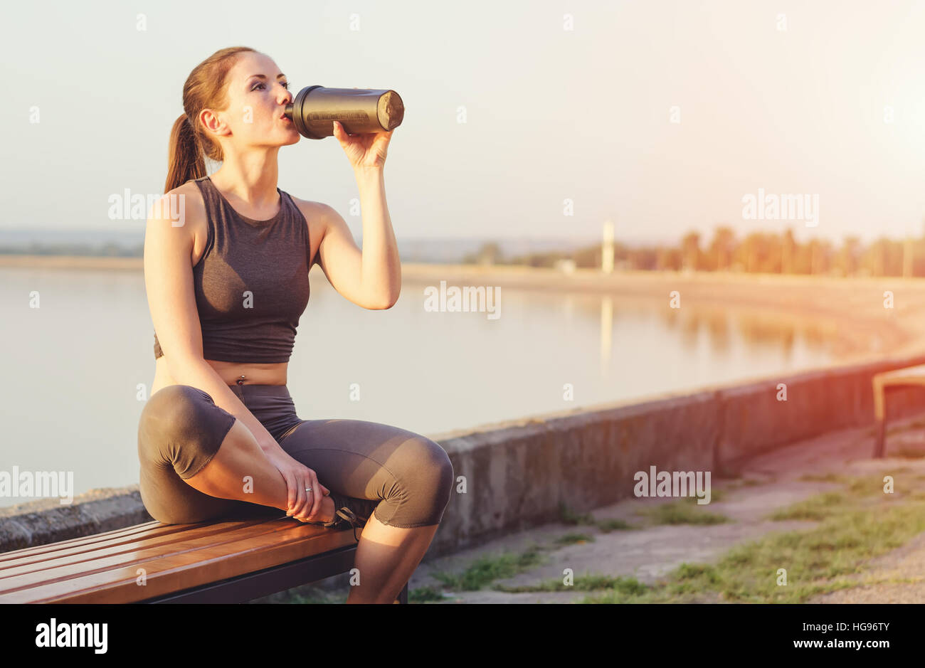 Runner athlete sitting on bench hi-res stock photography and images - Alamy