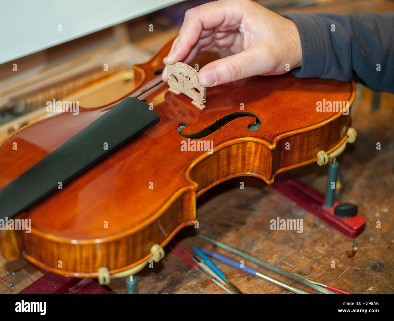 Cremona luthiers hi-res stock photography and images - Alamy