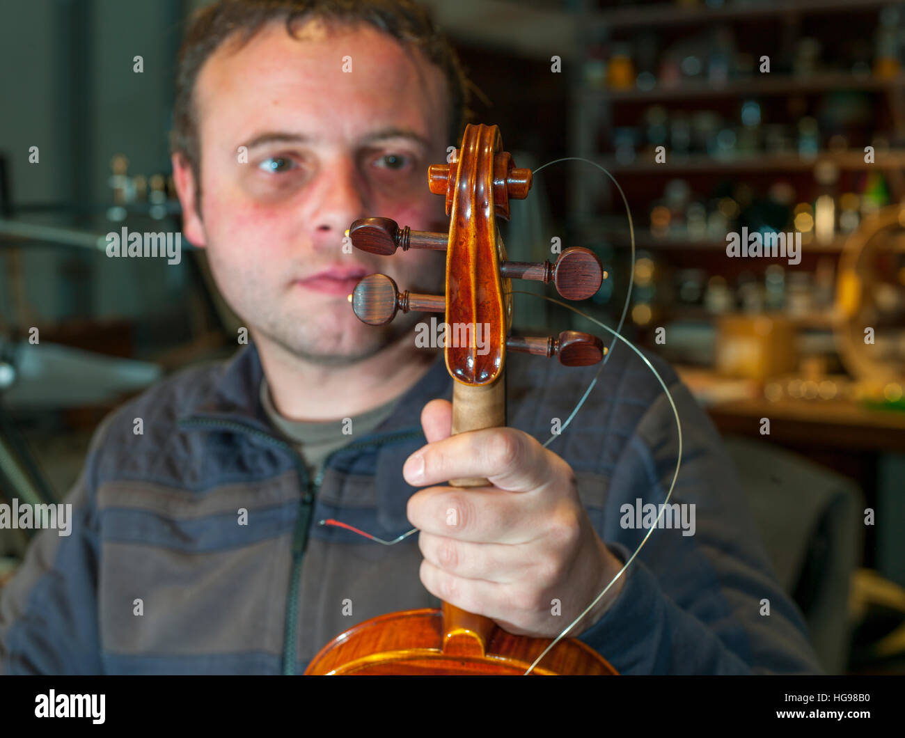 Violino stradivarius hi-res stock photography and images - Alamy