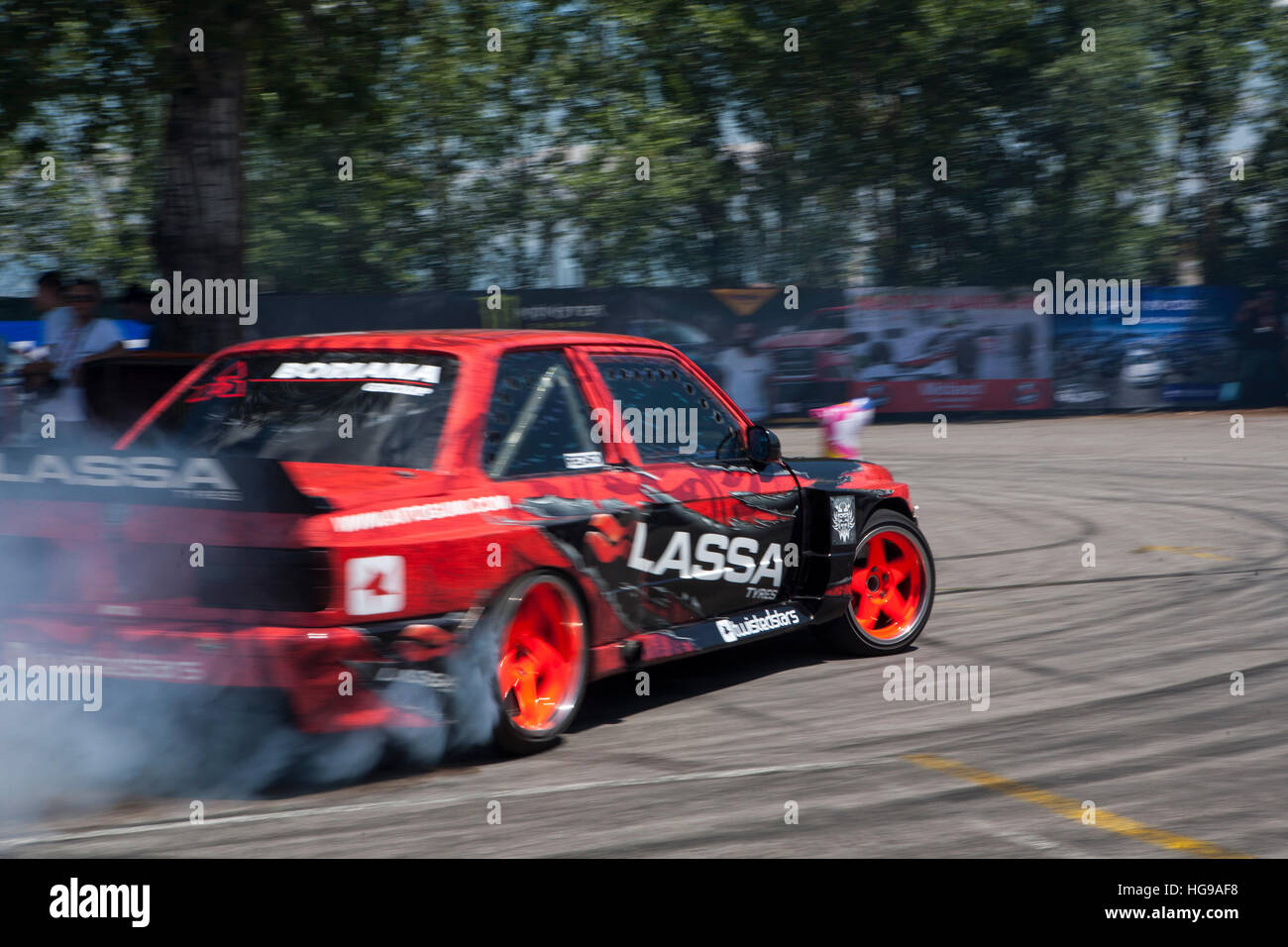 Spin drift hi-res stock photography and images - Alamy