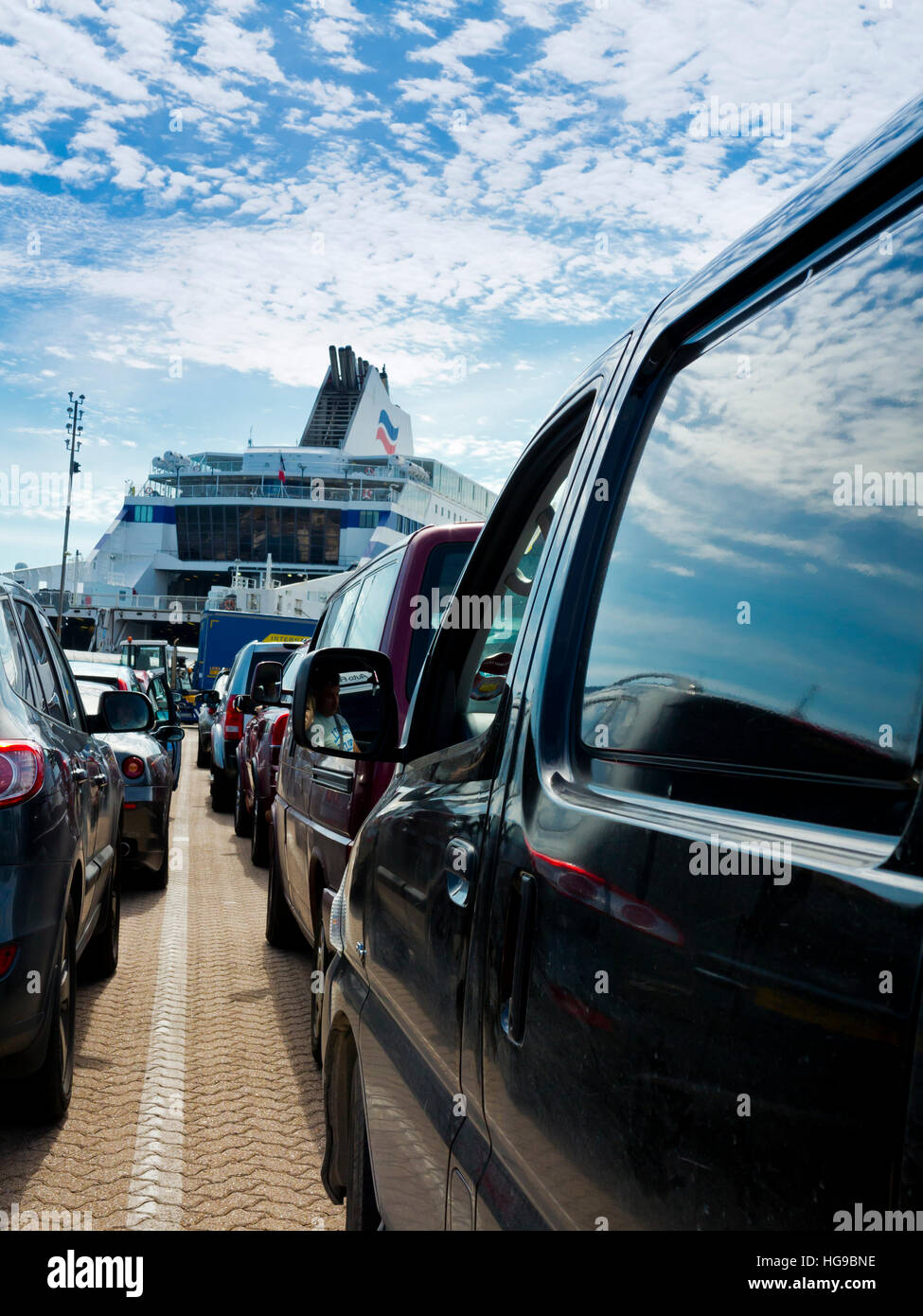Portsmouth international port hi-res stock photography and images - Alamy