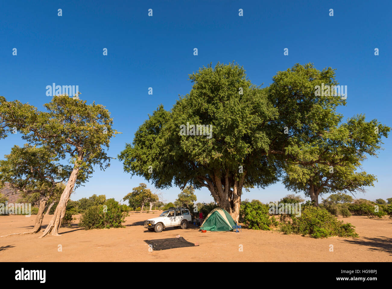 A campsite in Zimbabwe's Gonarezhou National Park Stock Photo - Alamy