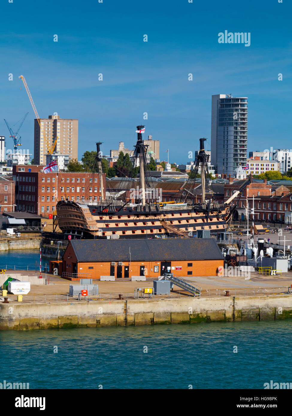 Hms victory in portsmouth harbour hi-res stock photography and images ...
