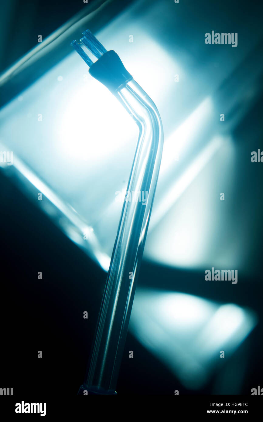 Water spray interdental cleaner head to liquid floss each tooth and ...