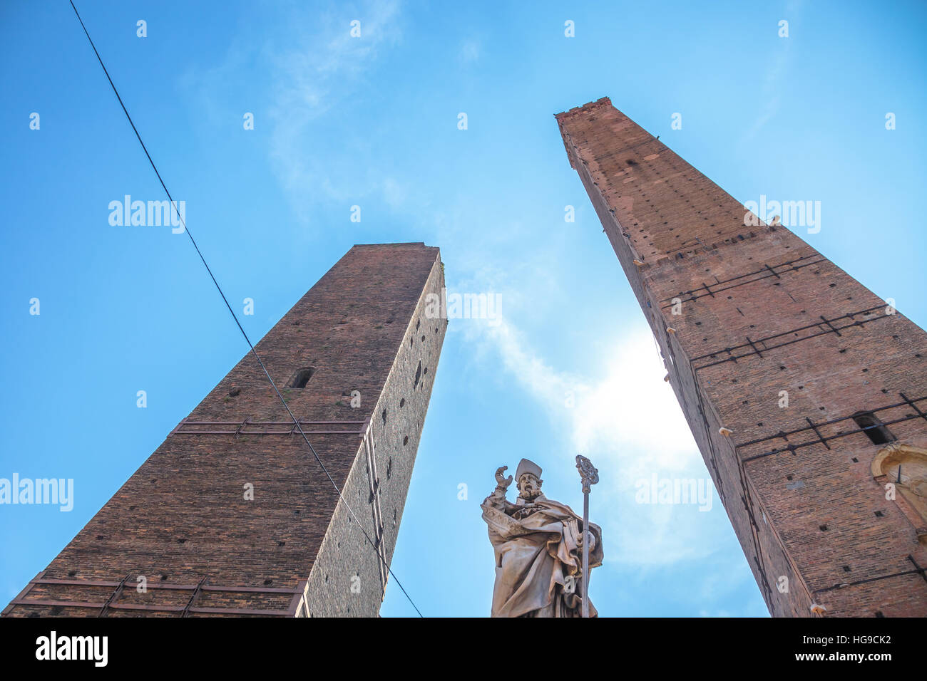 Towers symbols hi-res stock photography and images - Alamy
