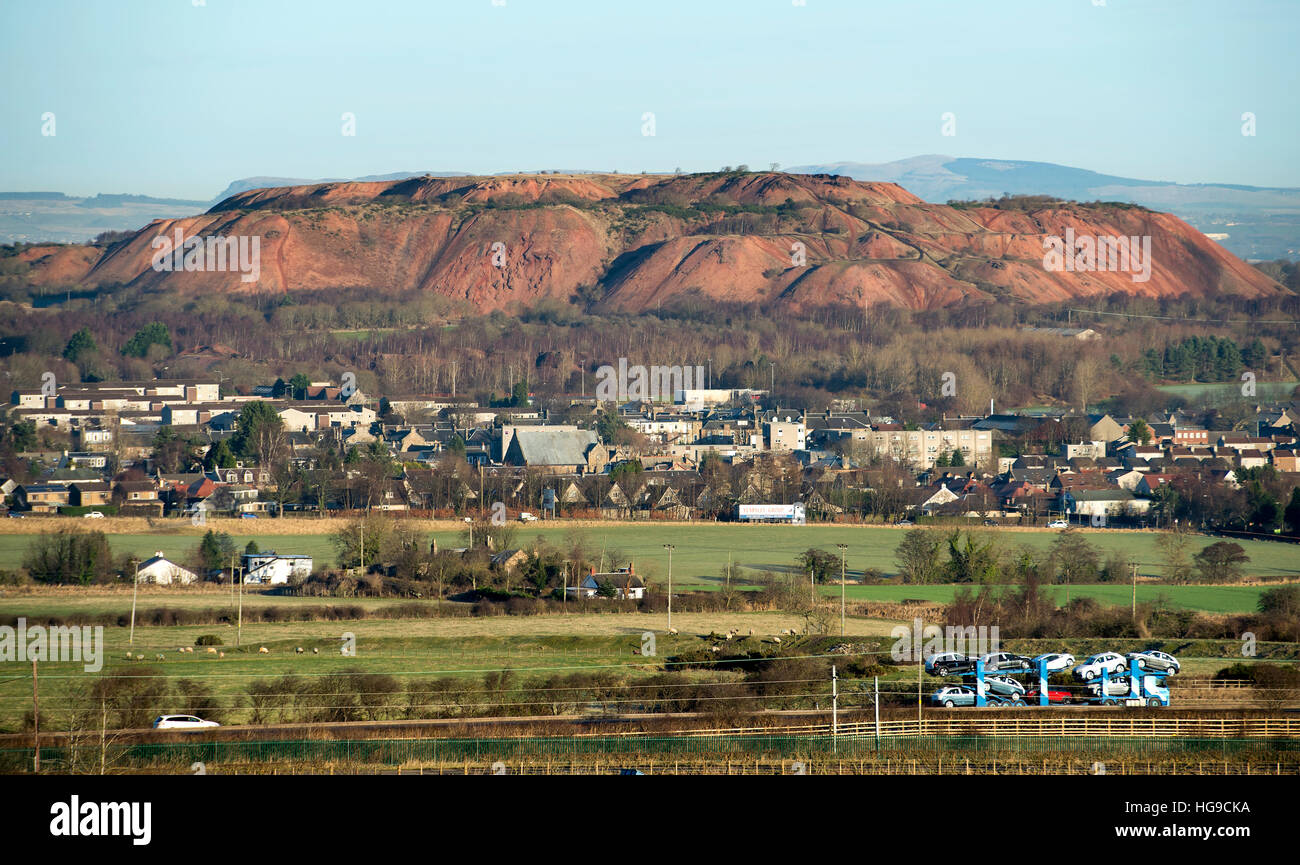 Albyn and Greendykes shale bings near Broxburn, West Lothian Stock ...