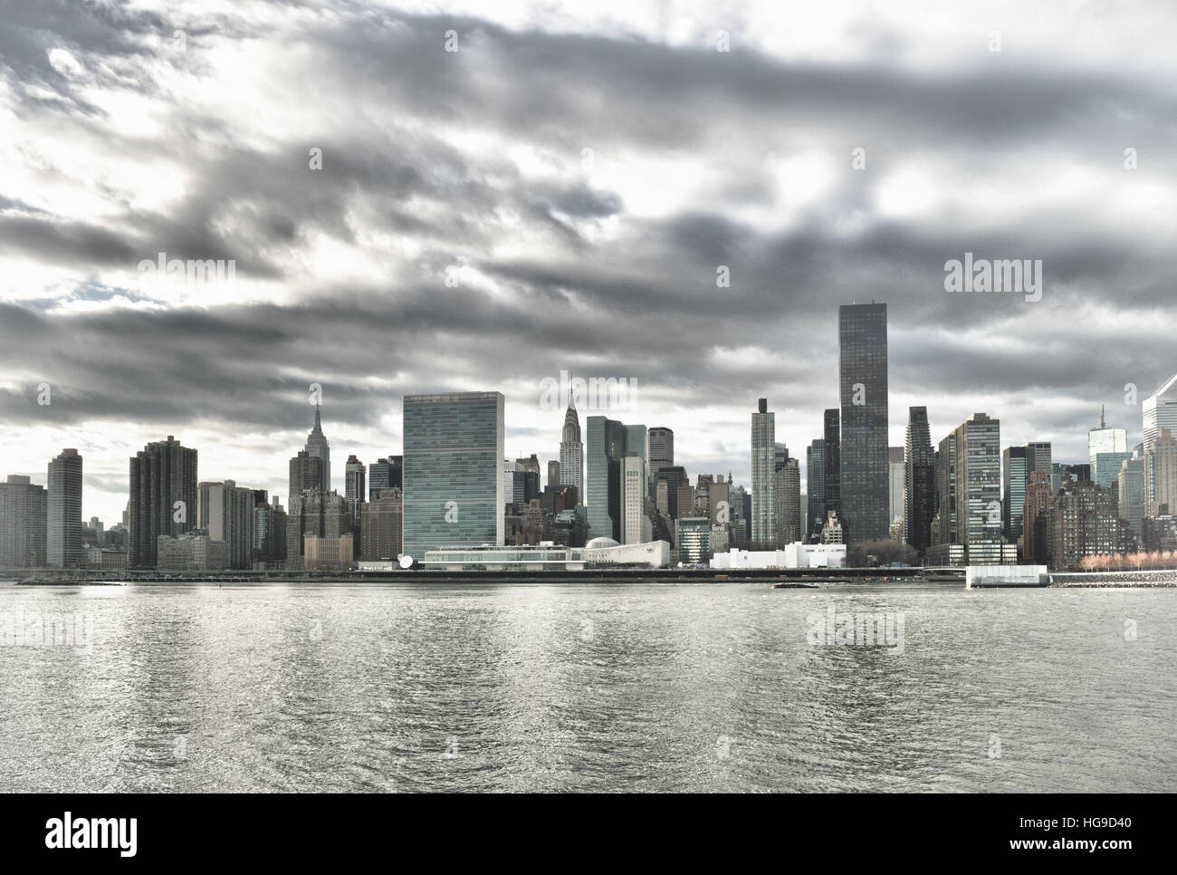 HDR view of the Manhattan skyline Stock Photo - Alamy
