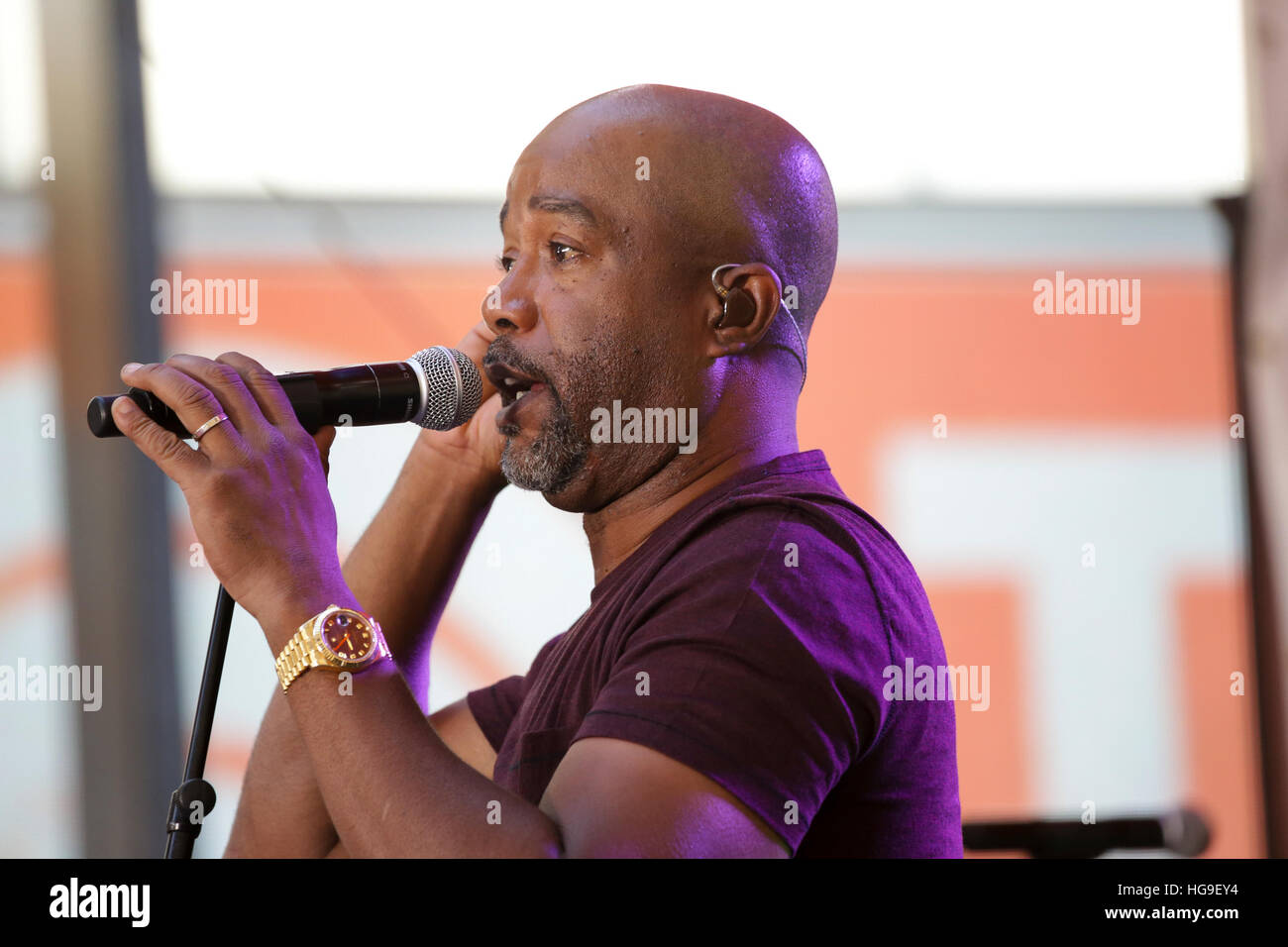 Darius Rucker performs on the Today Show during his 'Southern Style ...