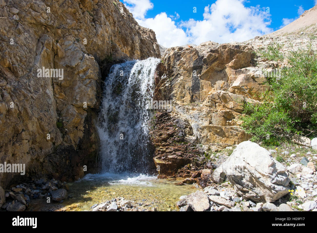 Waterfall in alpine zone hi-res stock photography and images - Alamy