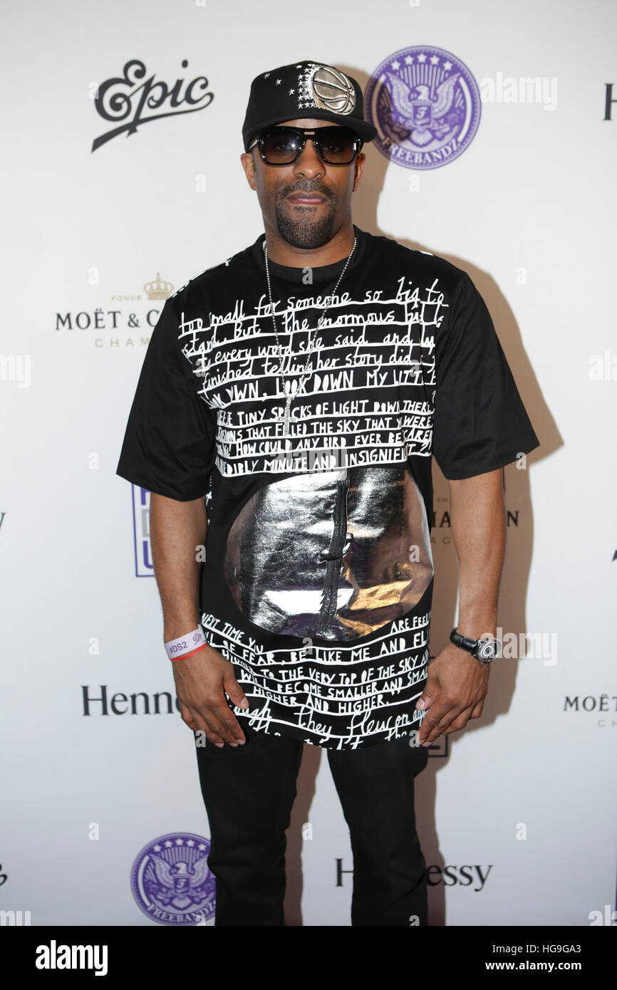 Dj sprite hi-res stock photography and images - Alamy