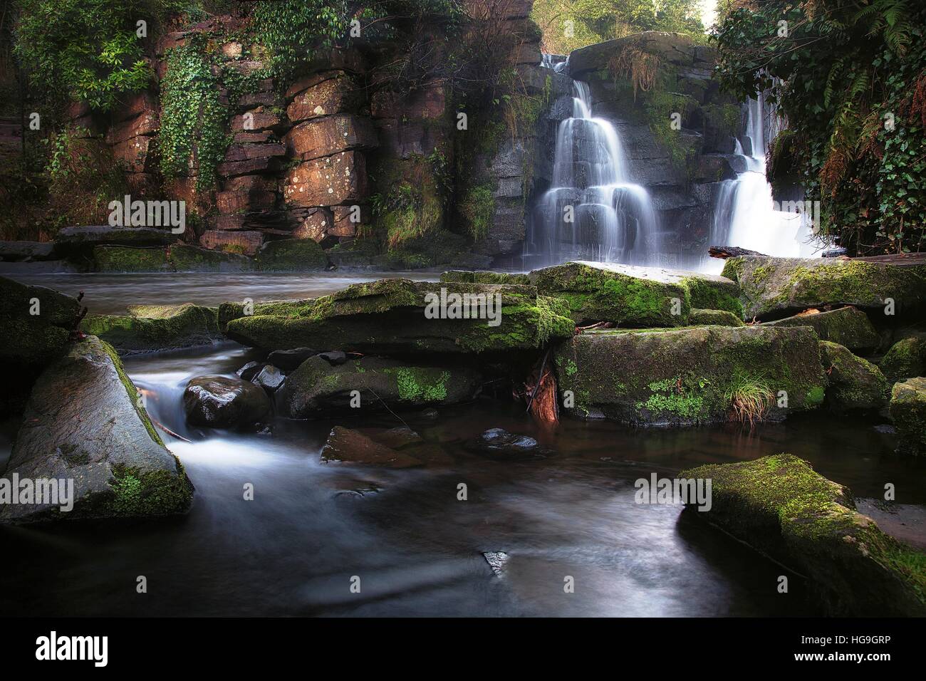 Waterfalls cascade hi-res stock photography and images - Alamy