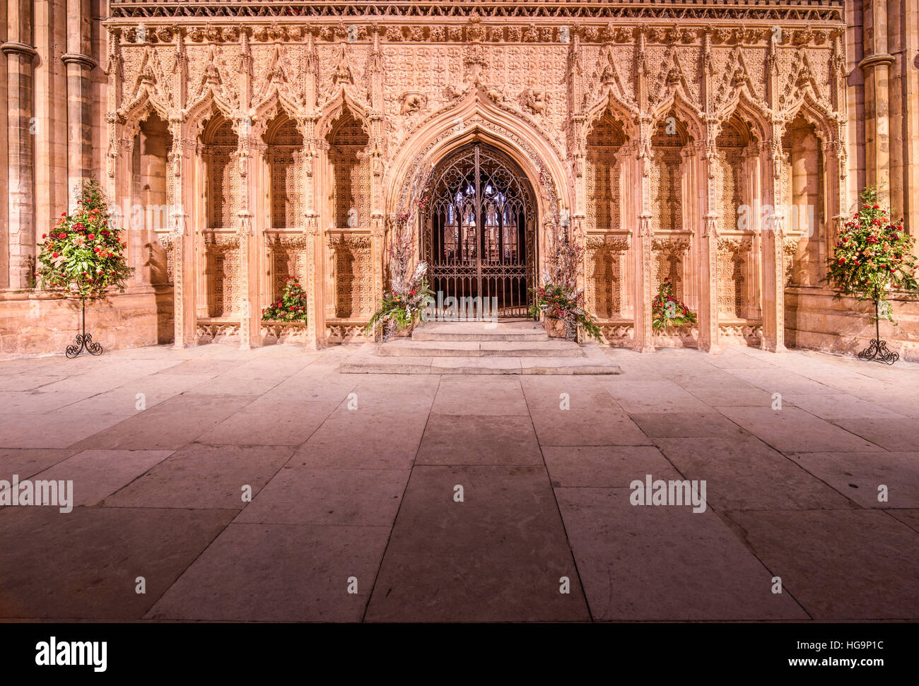 Medieval rood screen england hi-res stock photography and images - Alamy