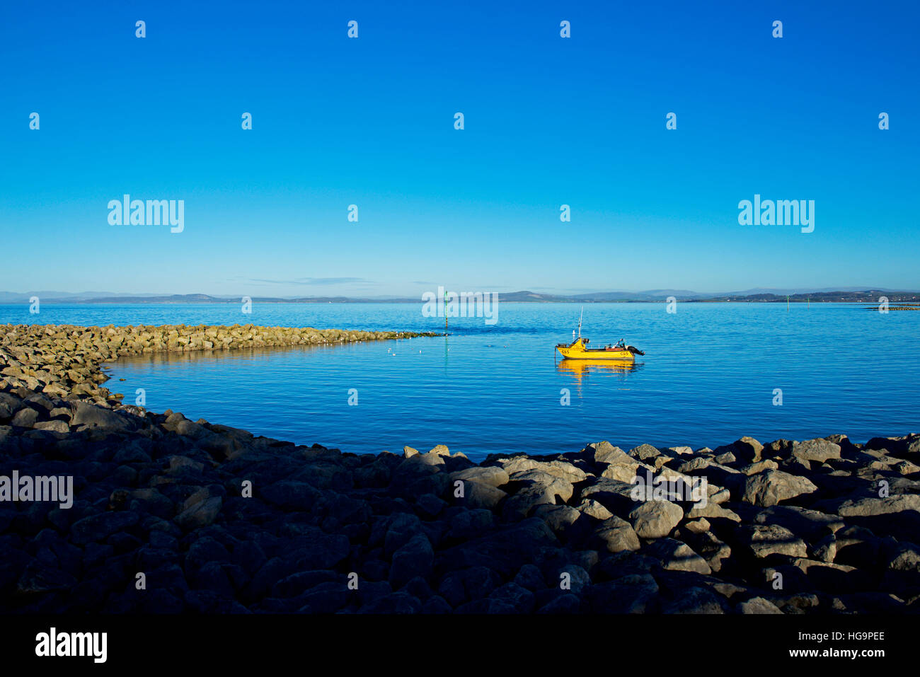 High tide mooring hi-res stock photography and images - Alamy