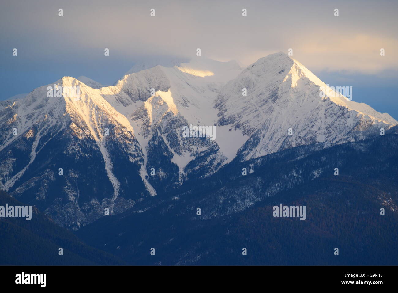 Mission mountains, montana hi-res stock photography and images - Alamy