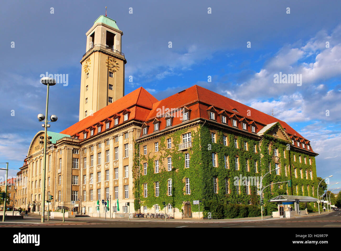 Rathaus spandau hi-res stock photography and images - Alamy