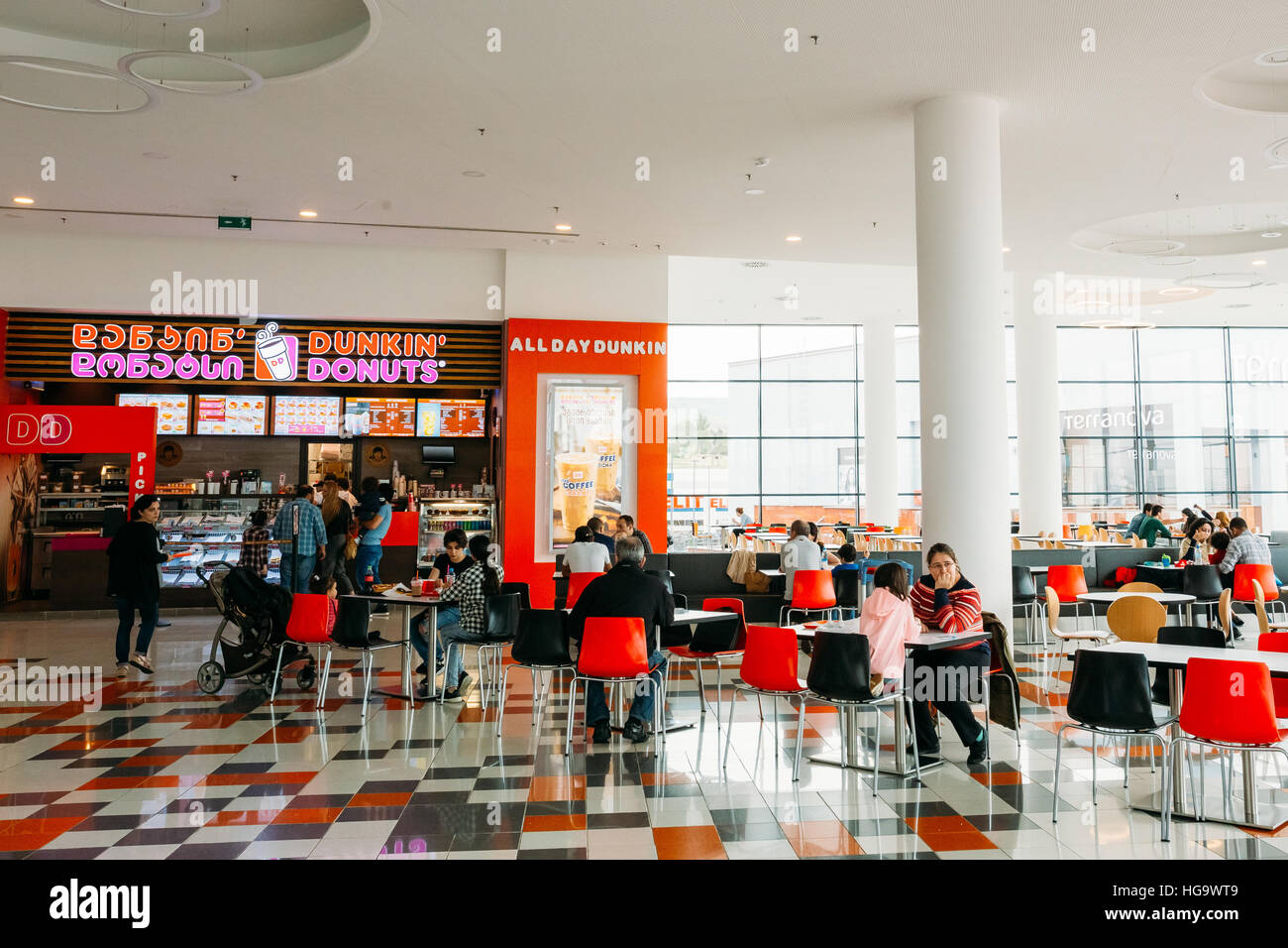 Dunkin donuts interior hi-res stock photography and images - Alamy