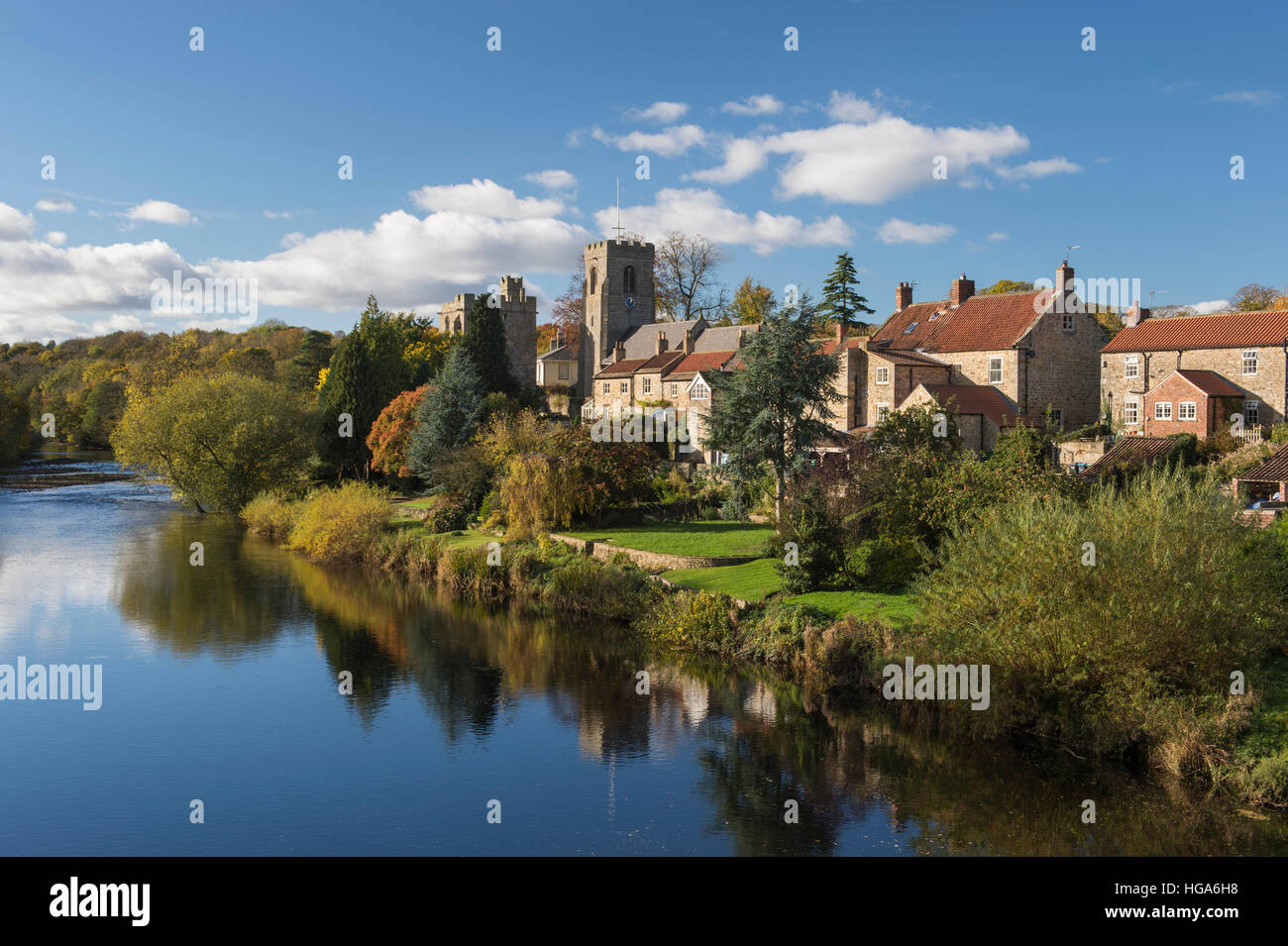 Picturesque West Tanfield village by the River Ure, North Yorkshire ...
