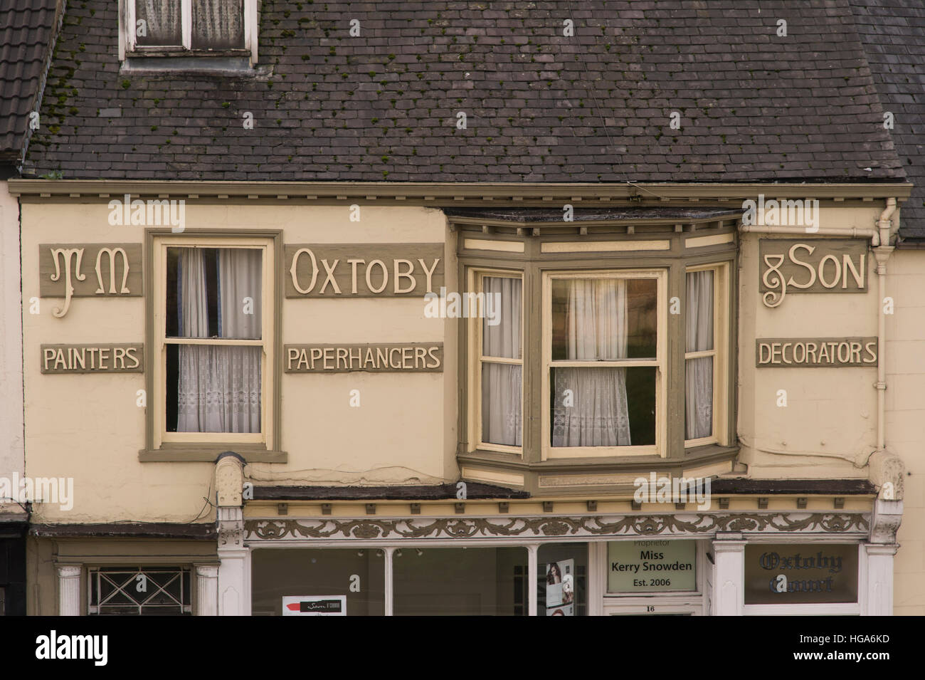 Raised first floor hi-res stock photography and images - Alamy