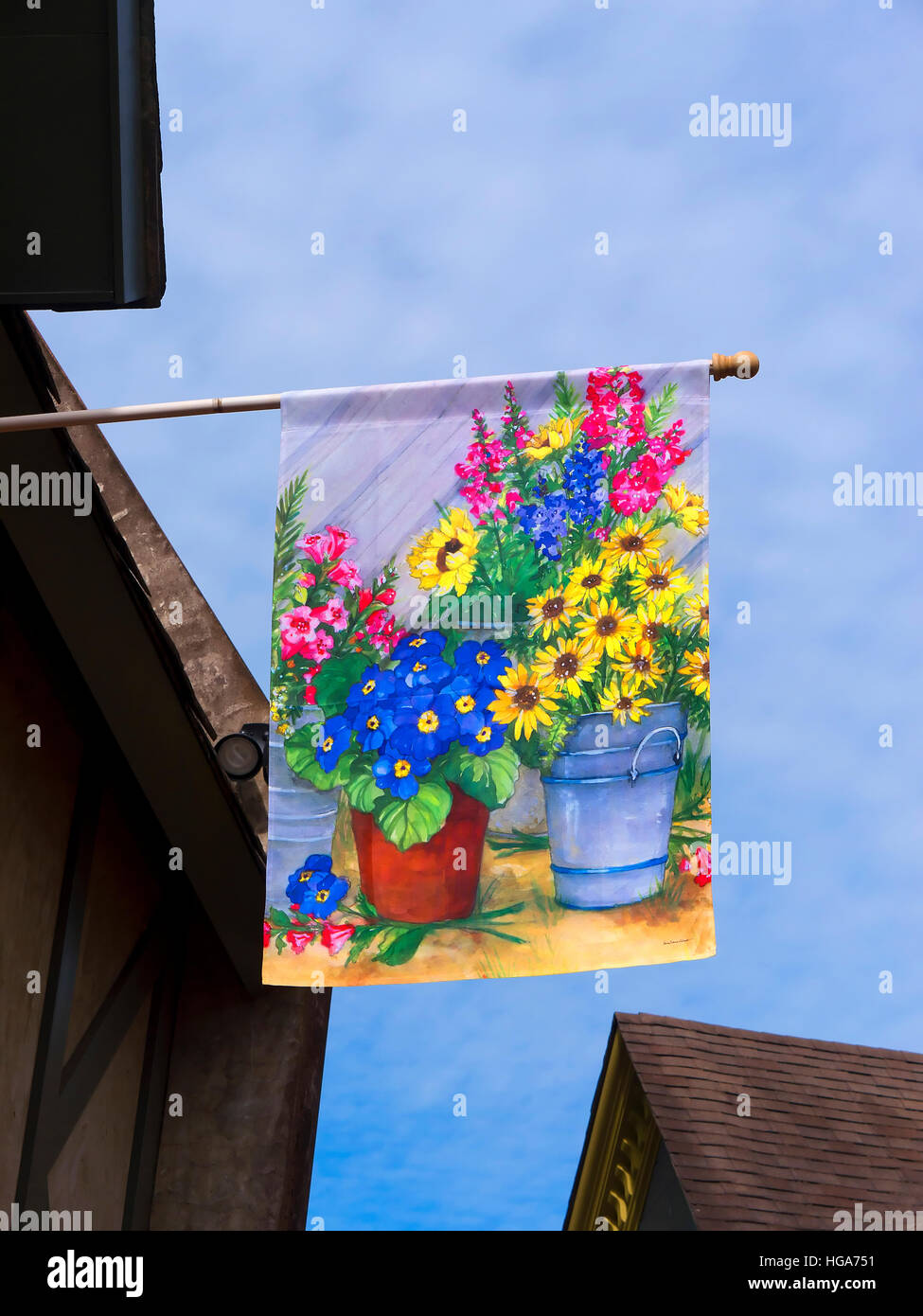 Gatlinburg is a mountain resort city in Sevier County, Tennessee ...