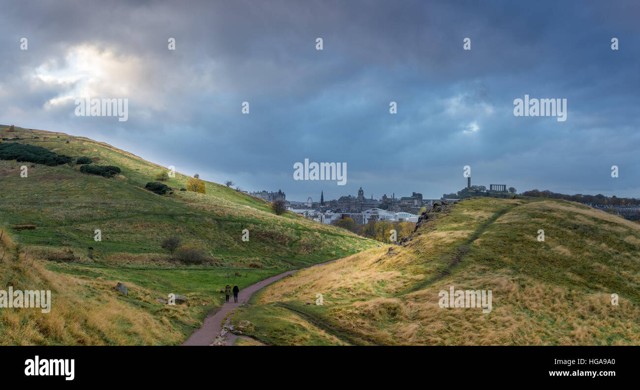 Edinburgh volcano hi-res stock photography and images - Alamy