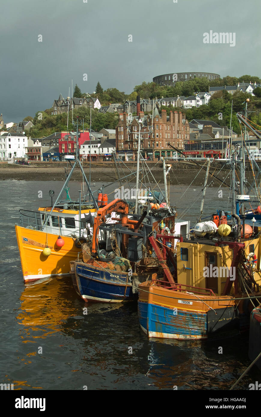 Oban fishing boat hi-res stock photography and images - Alamy