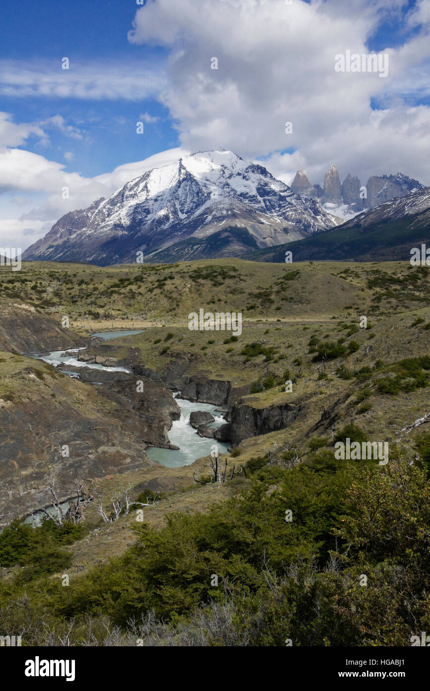 Paine River and Paine Massif, Torres del Paine NP, Patagonia, Chile ...